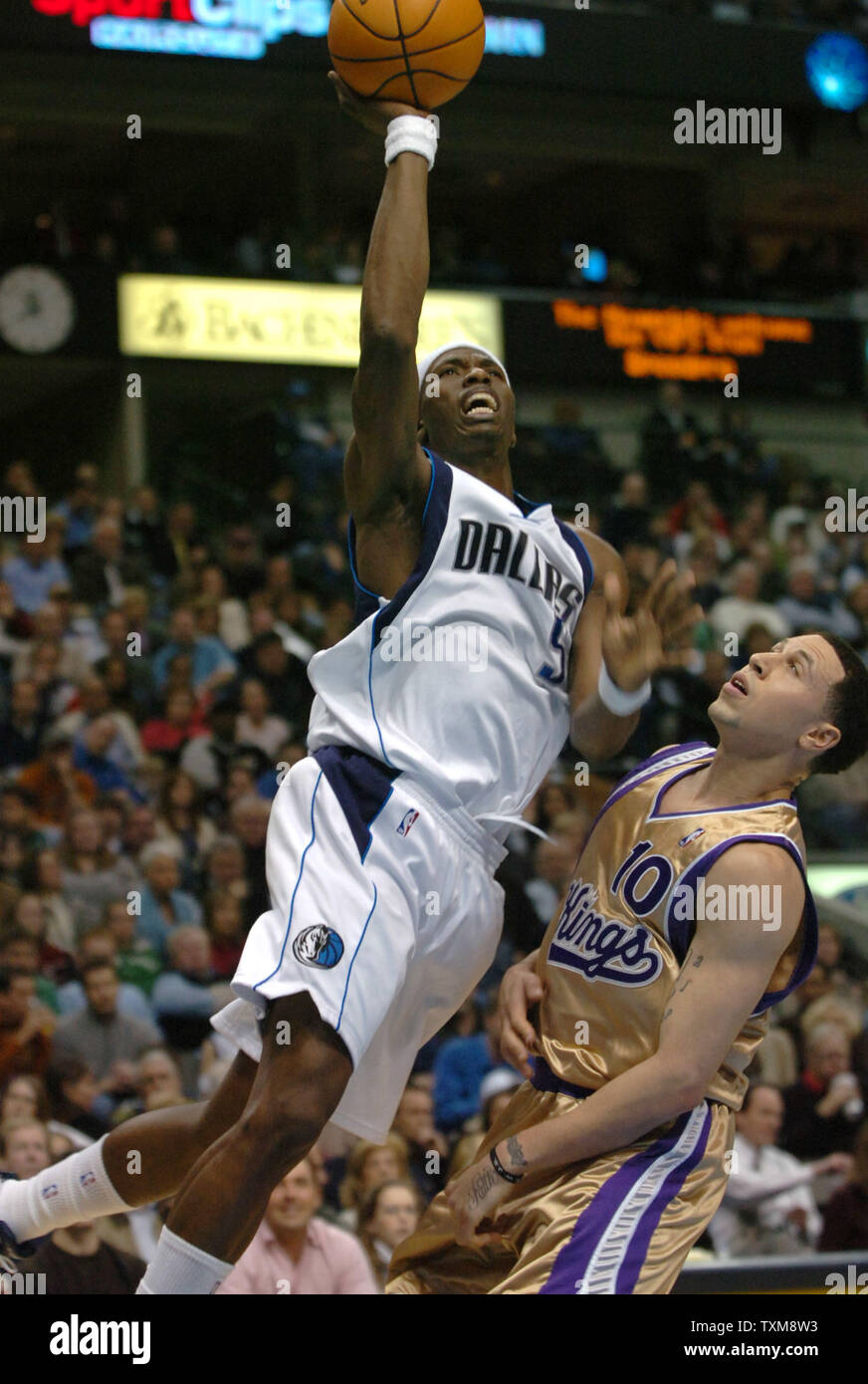 Mike bibby kings hi-res stock photography and images - Alamy