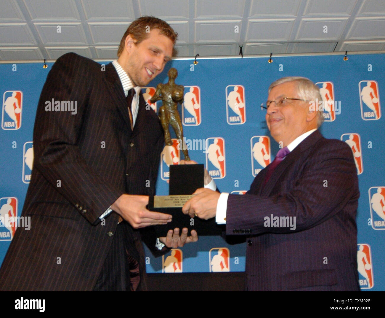 Nba most valuable player hi-res stock photography and images - Alamy
