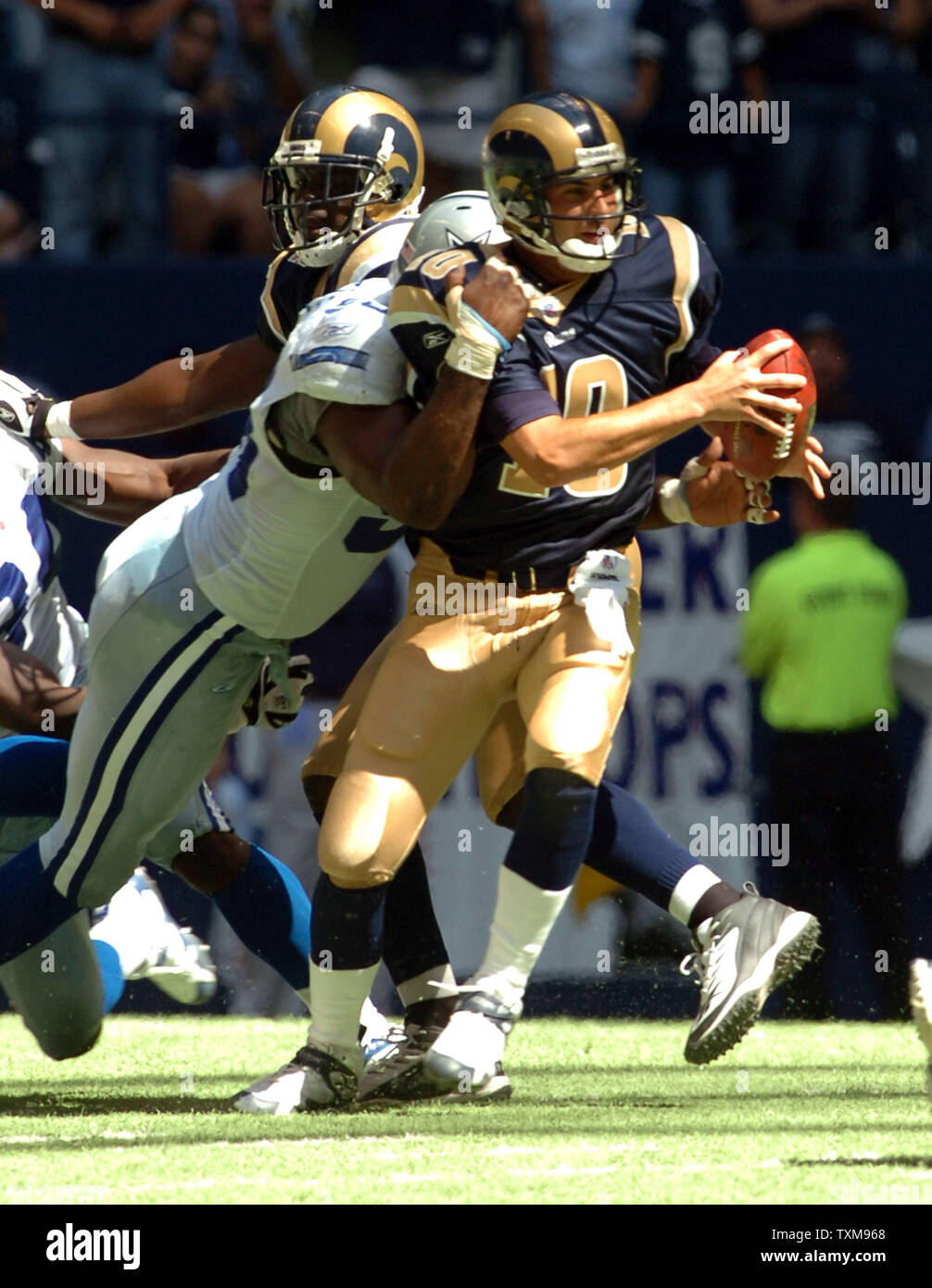 Greg ellis hi-res stock photography and images - Alamy