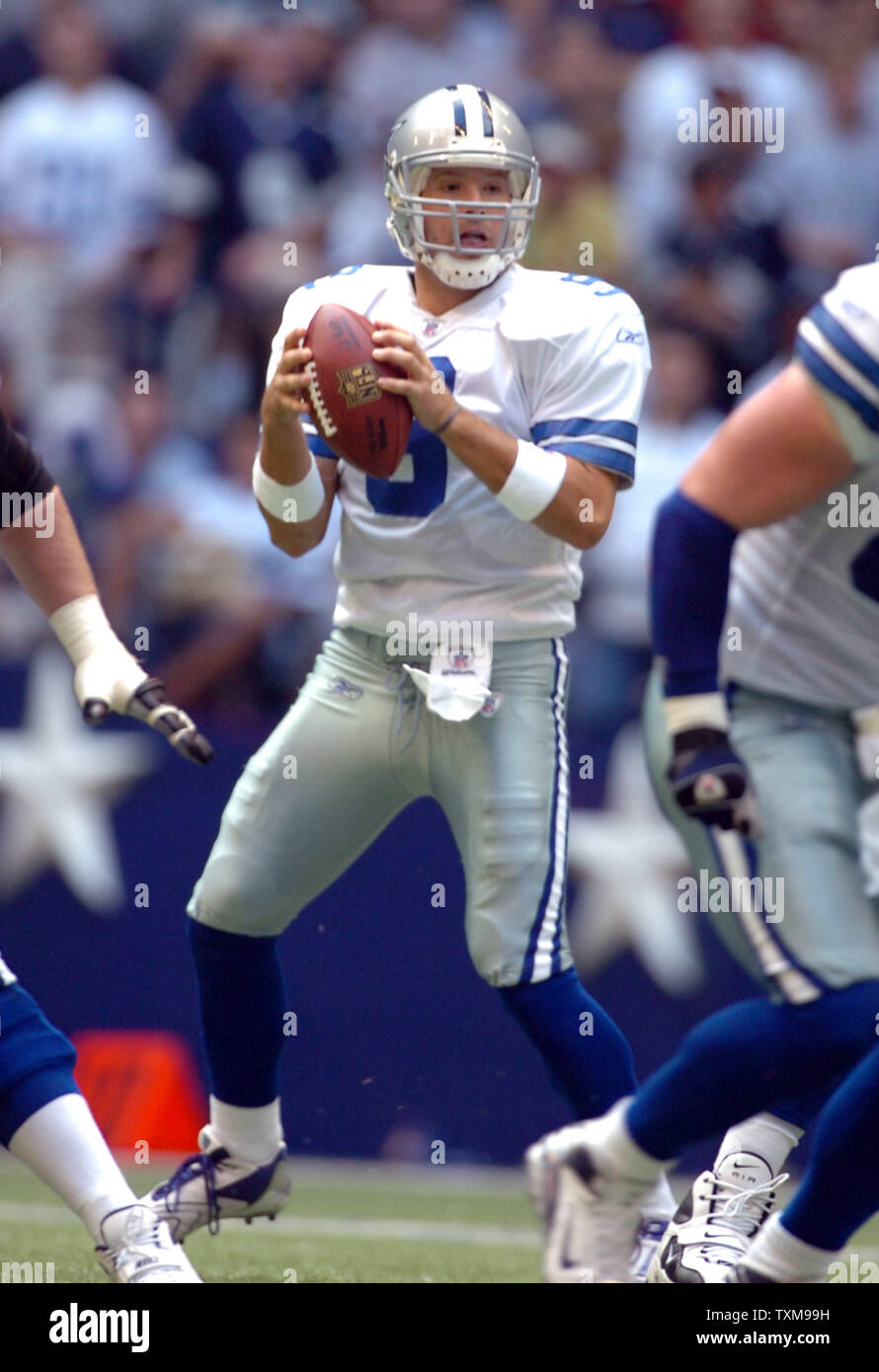Tony Romo Throwing Interception