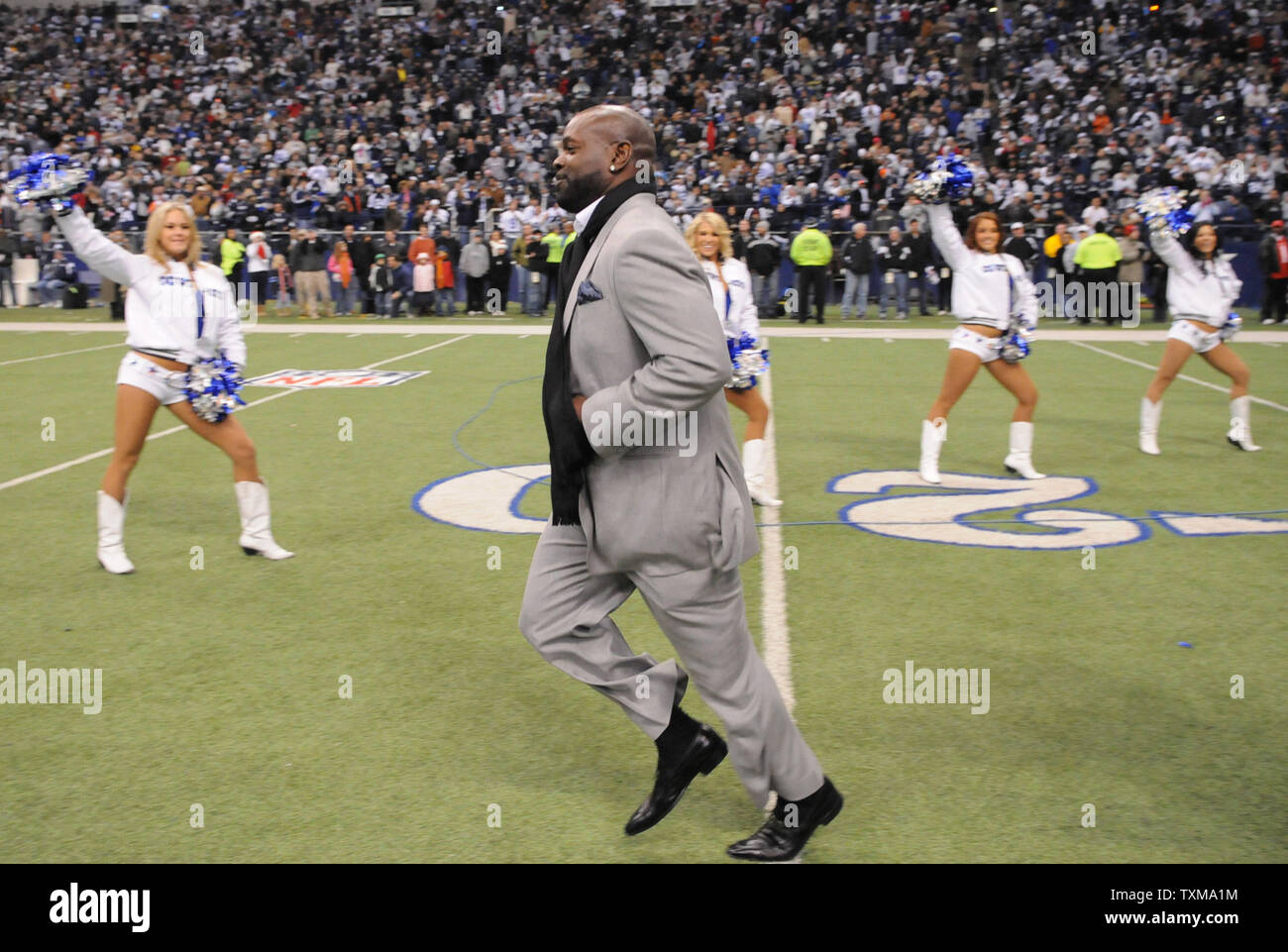 Emmit smith cowboys hi-res stock photography and images - Alamy