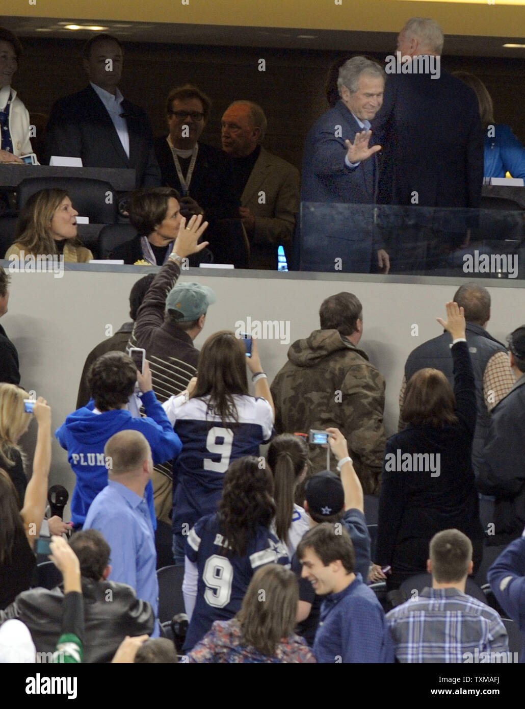 President george w bush and card hi-res stock photography and images ...