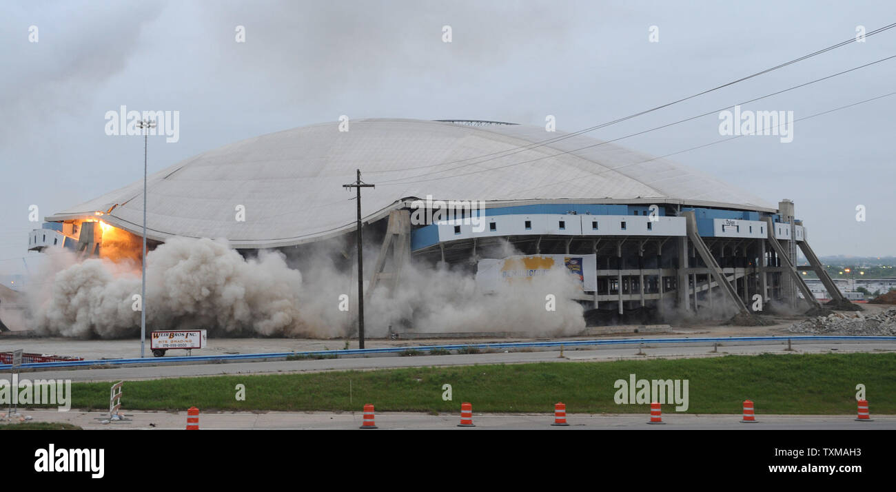Texas Stadium, the former home of the Dallas Cowboys for 37 years, is ...