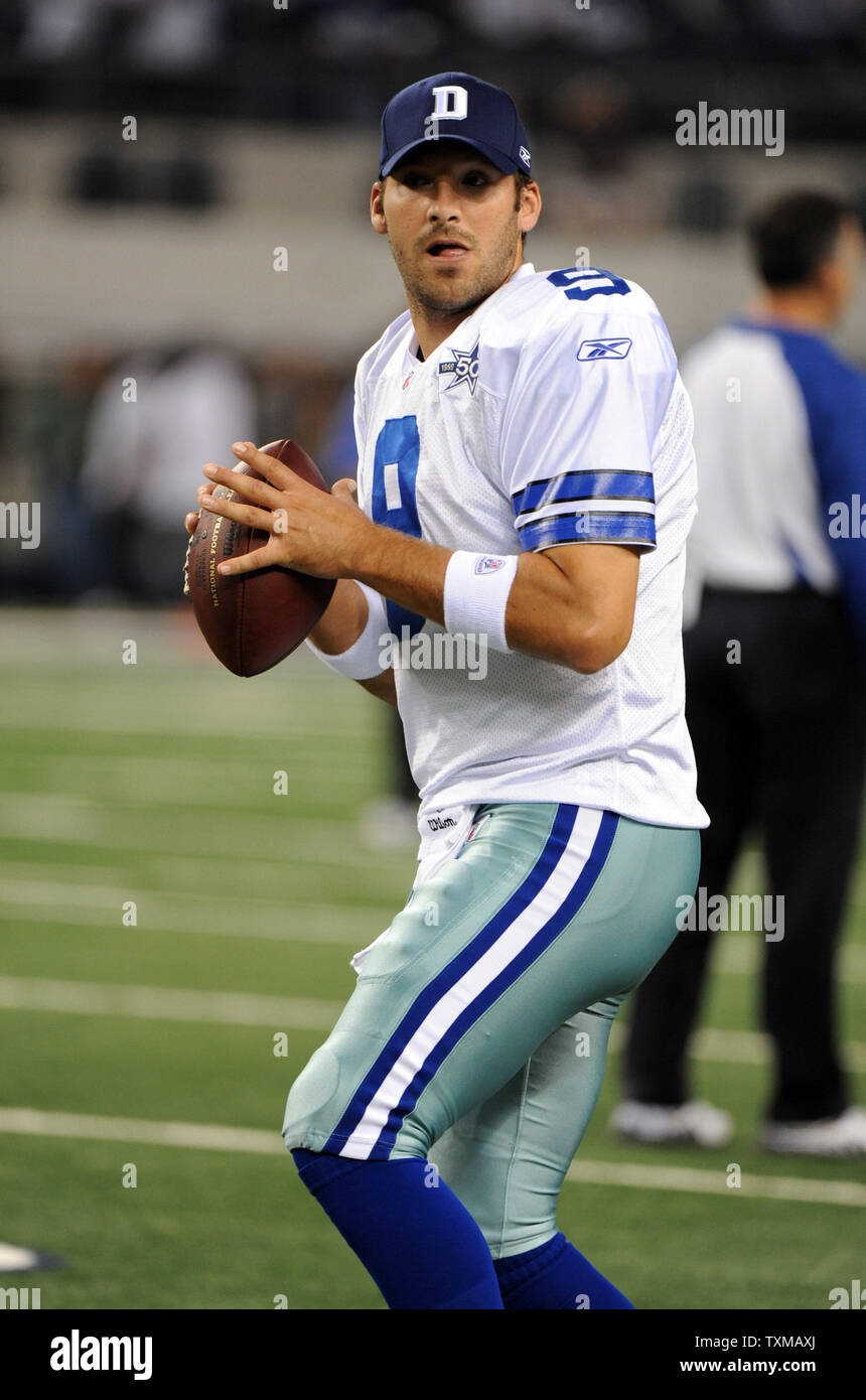 Dallas Cowboys quarterback Tony Romo warms up prior to facing the New ...