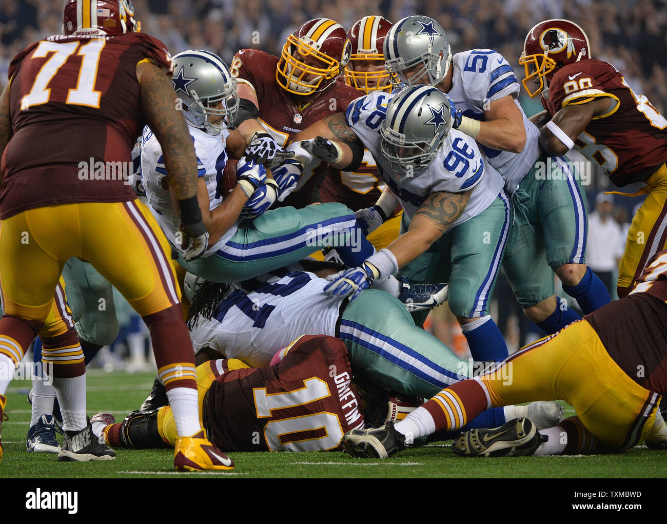 Redskins cowboys football hi-res stock photography and images - Alamy