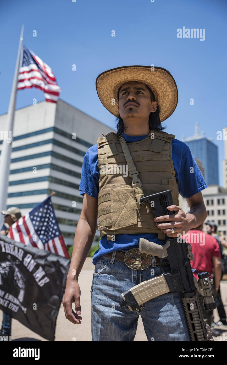 Kay bailey hutchison portrait hi-res stock photography and images - Alamy