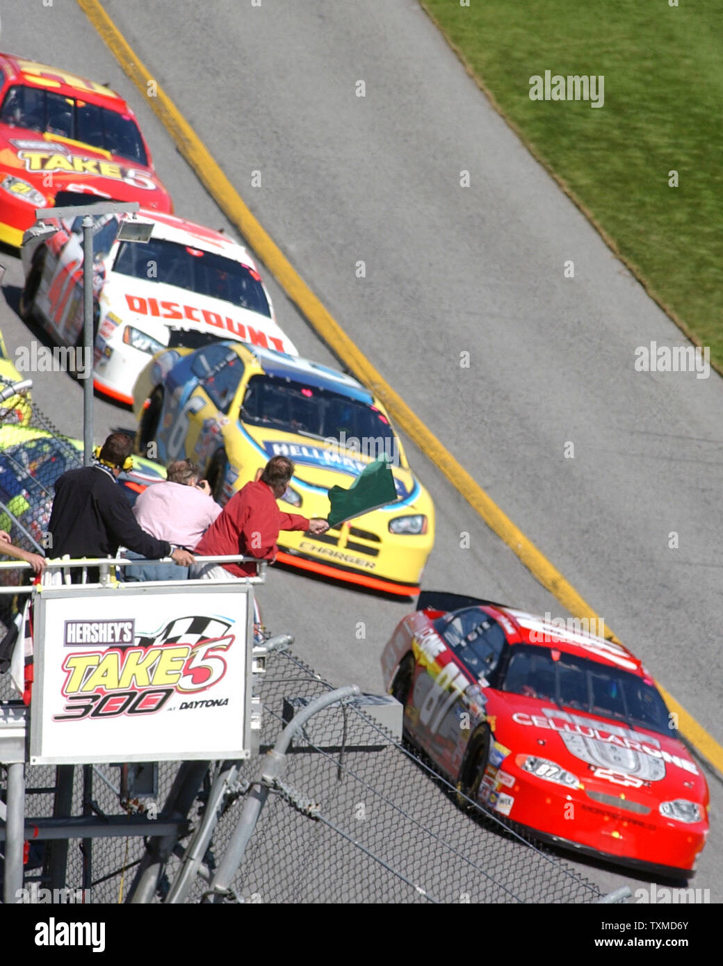 Joe Nemechek(87) takes the green flag to start the NASCAR Hershey's ...