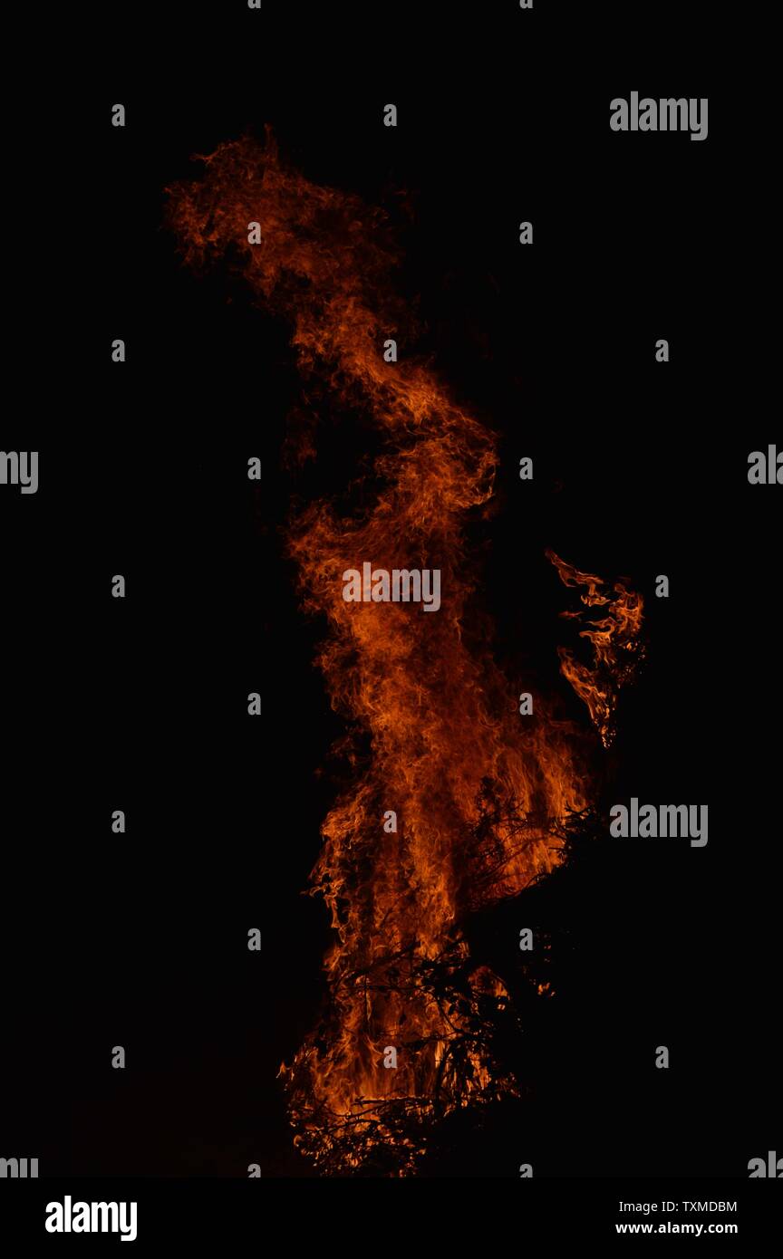 A big wood fire in the night Stock Photo - Alamy