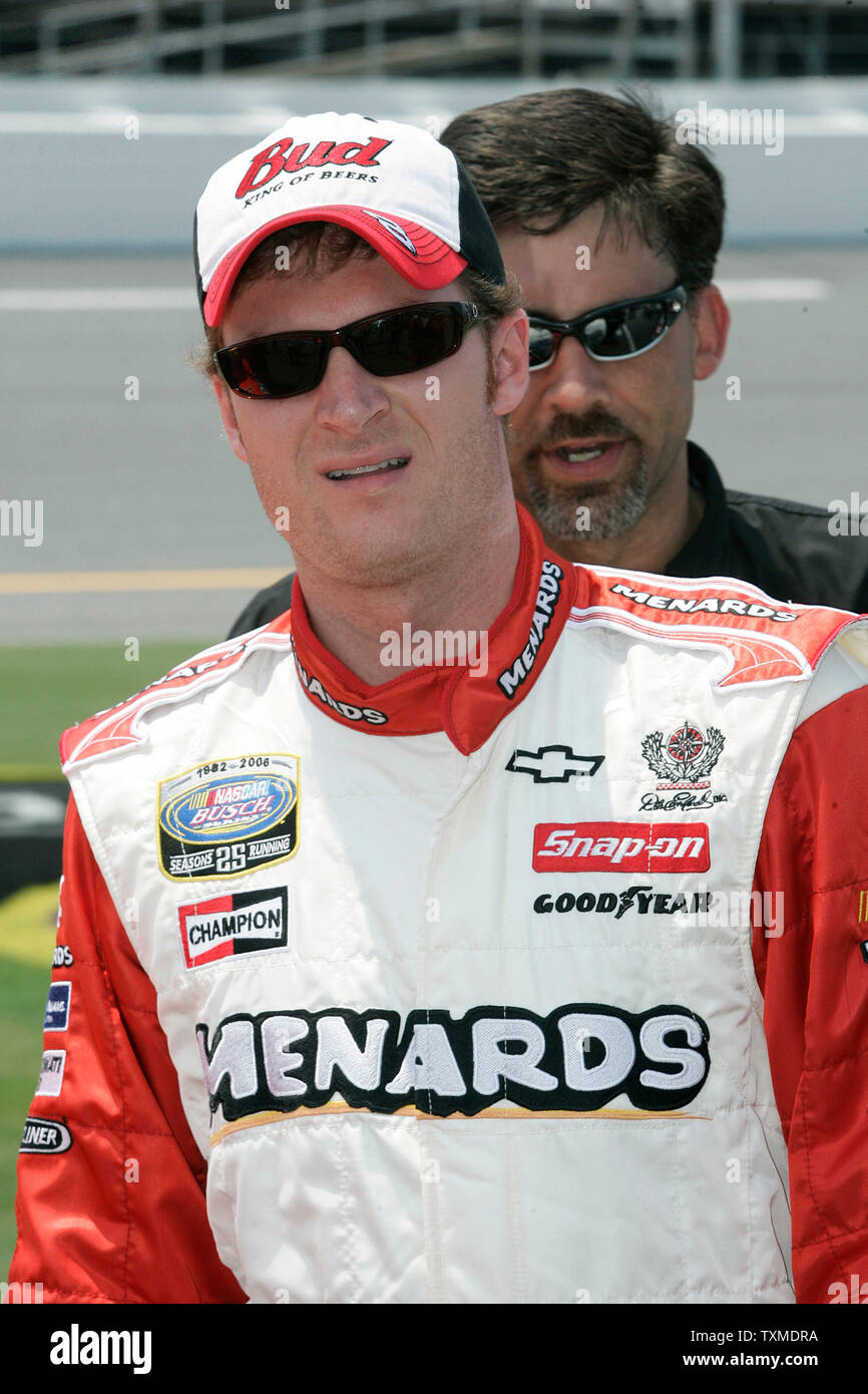 Dale Earnhardt Jr. awaits his turn to qualify for the Winn-Dixie 250 ...