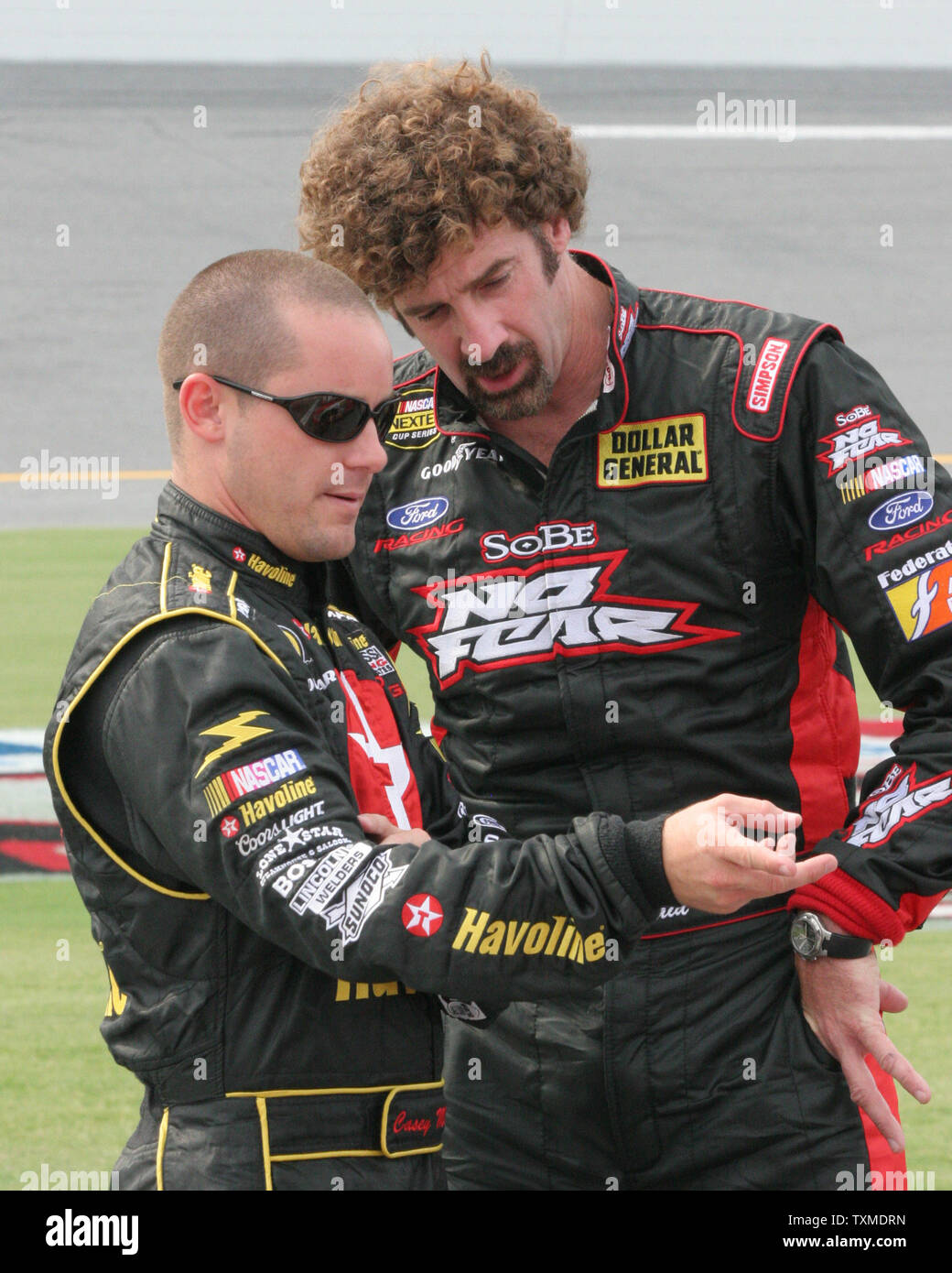 Casey Mears Nascar High Resolution Stock Photography and Images - Alamy