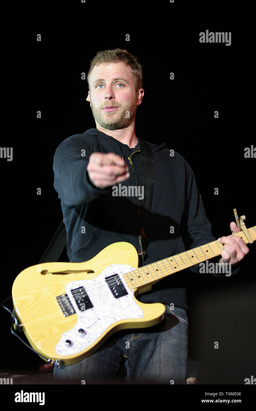 Country singer Dierks Bentley performs in concert after the running of ...