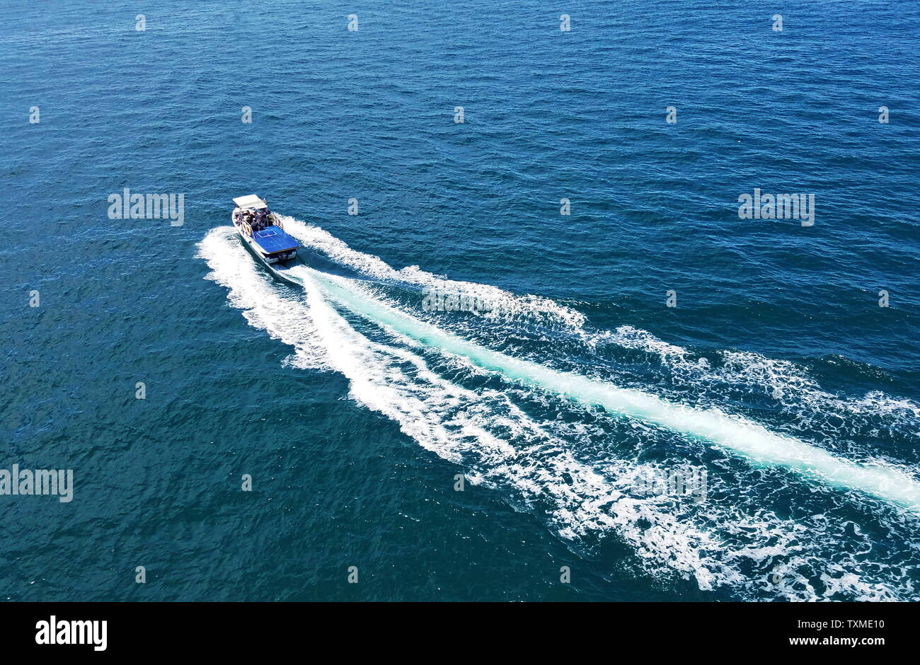 Dongou hi-res stock photography and images - Alamy