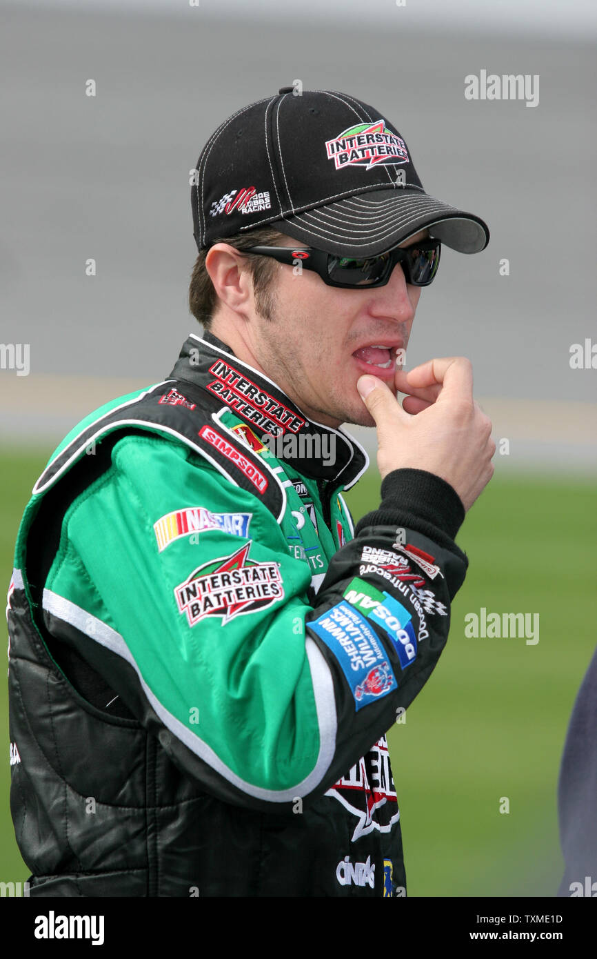 JJ Yeley waits on pit road for his turn to qualify for the Daytona 500 ...