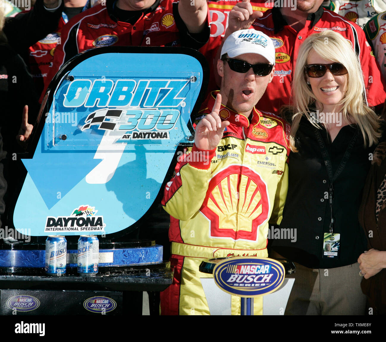 Kevin Harvick (L) and his wife DeLana celebrate winning the NASCAR ...