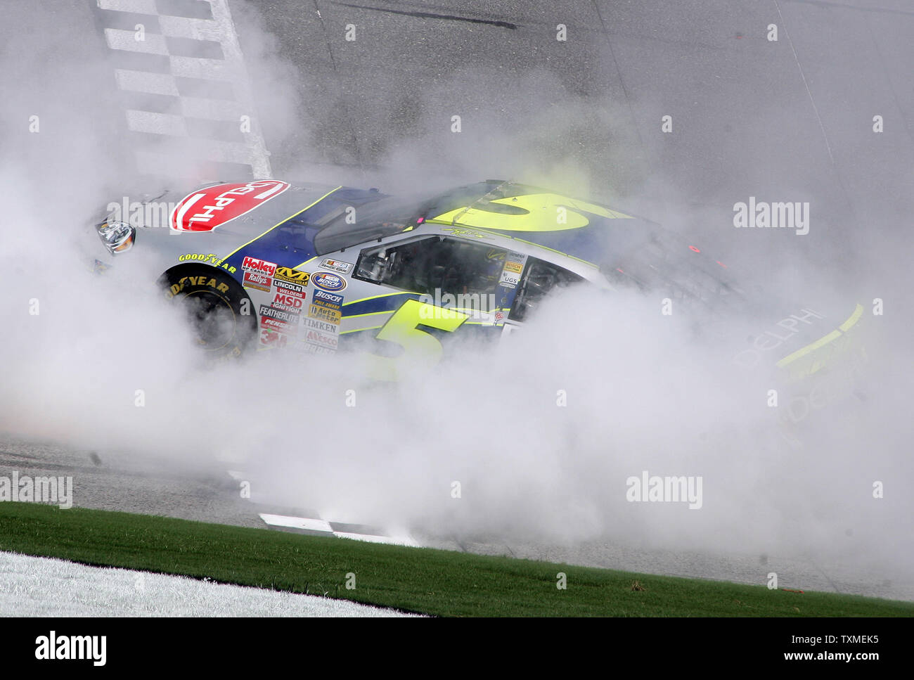 Kyle busch 2007 hi-res stock photography and images - Alamy