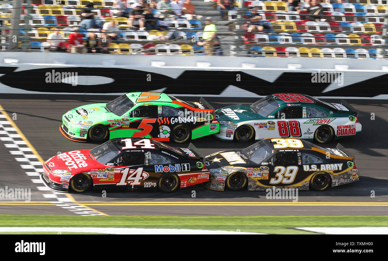 Mark martin dale earnhardt jr hi-res stock photography and images - Alamy