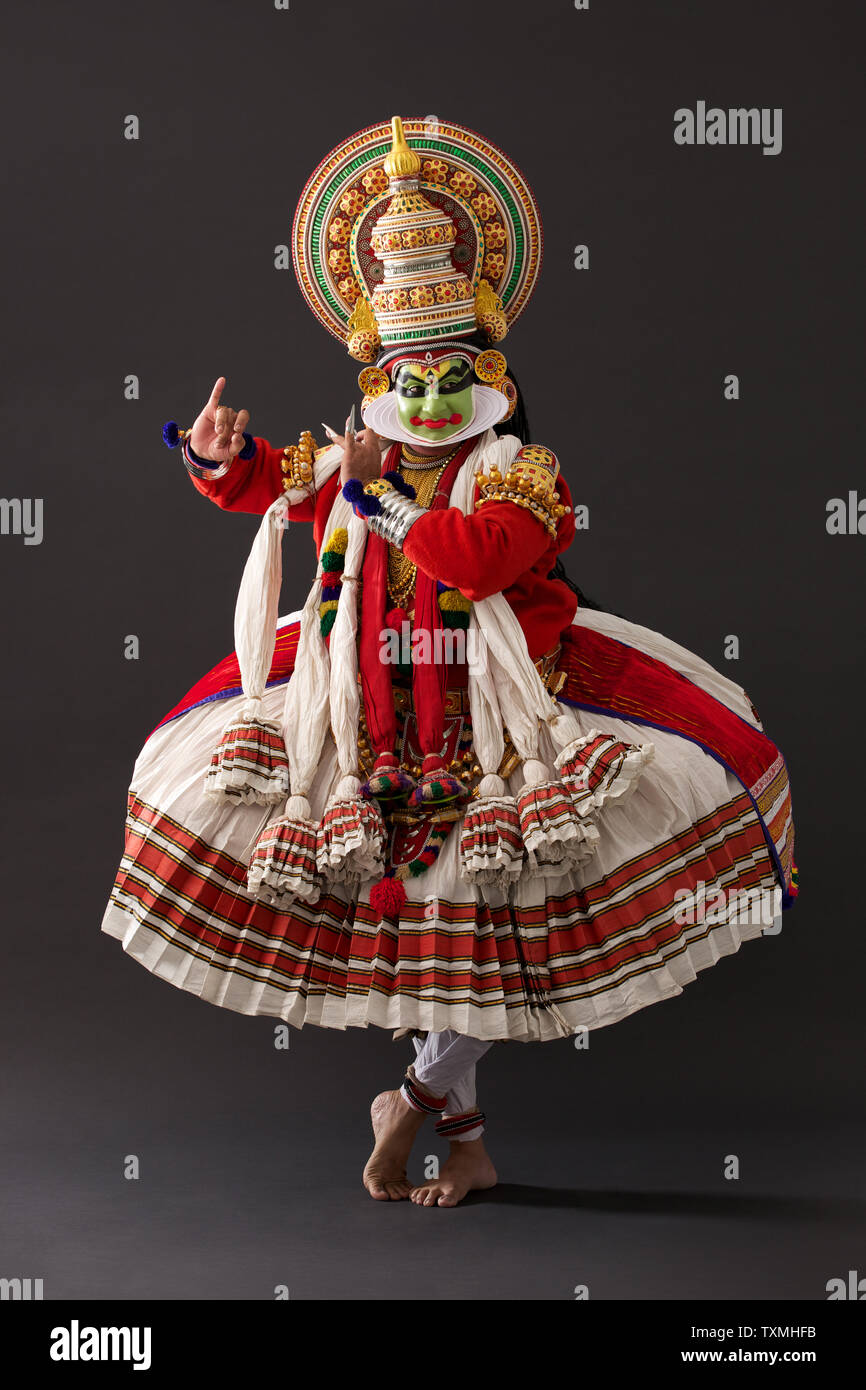 Kathakali mudras hi-res stock photography and images - Alamy