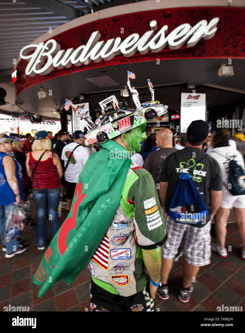 Daytona nascar fans hi-res stock photography and images - Alamy