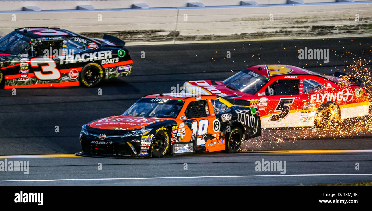 Matt Tifft (19) and Michael Annett (5) tangle in turn 2 during the ...