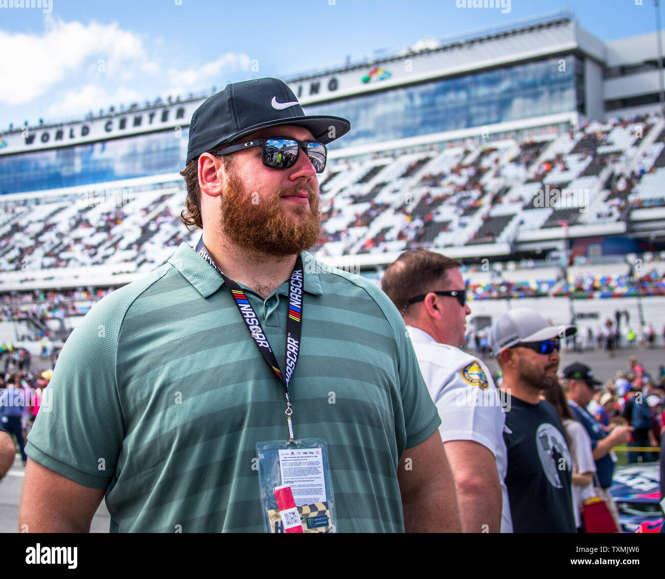 Jacksonville Jaguards lineman Andrew Norwell takes in the scene before ...