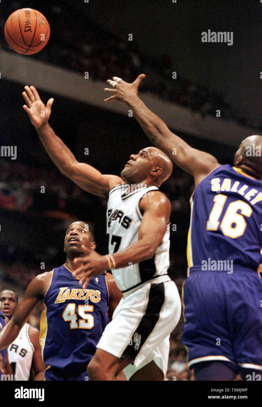 Mario elie hi-res stock photography and images - Alamy