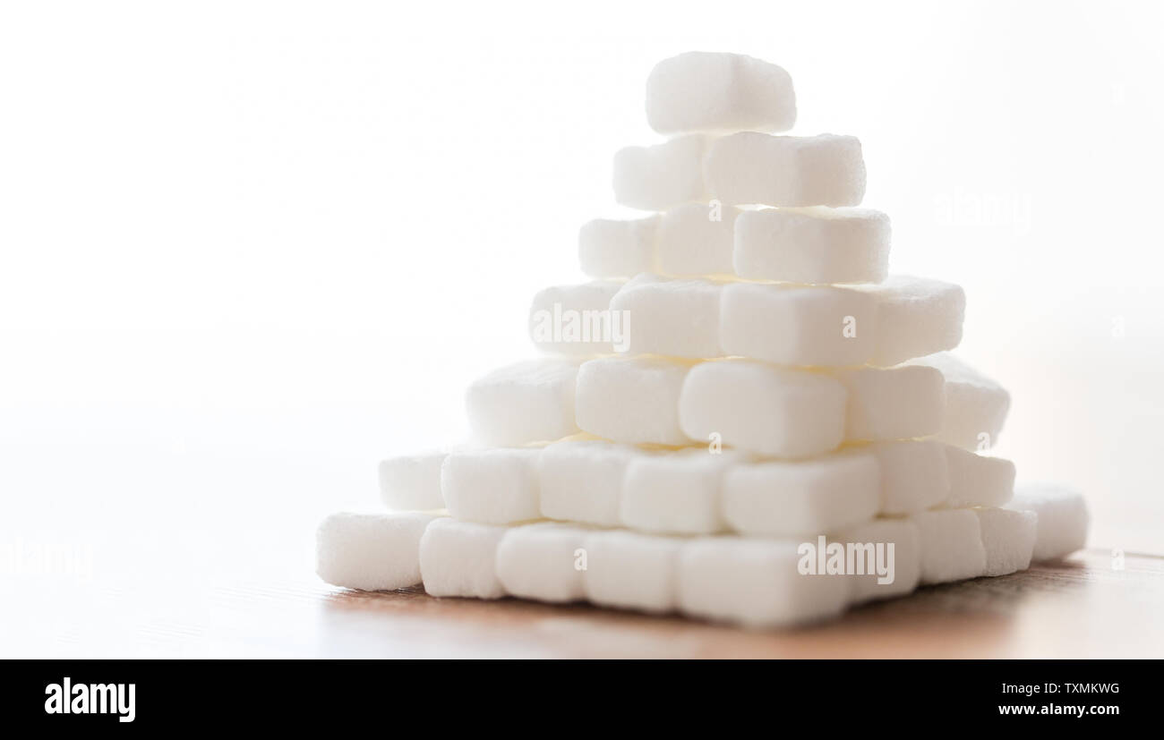 Table pyramid hi-res stock photography and images - Alamy