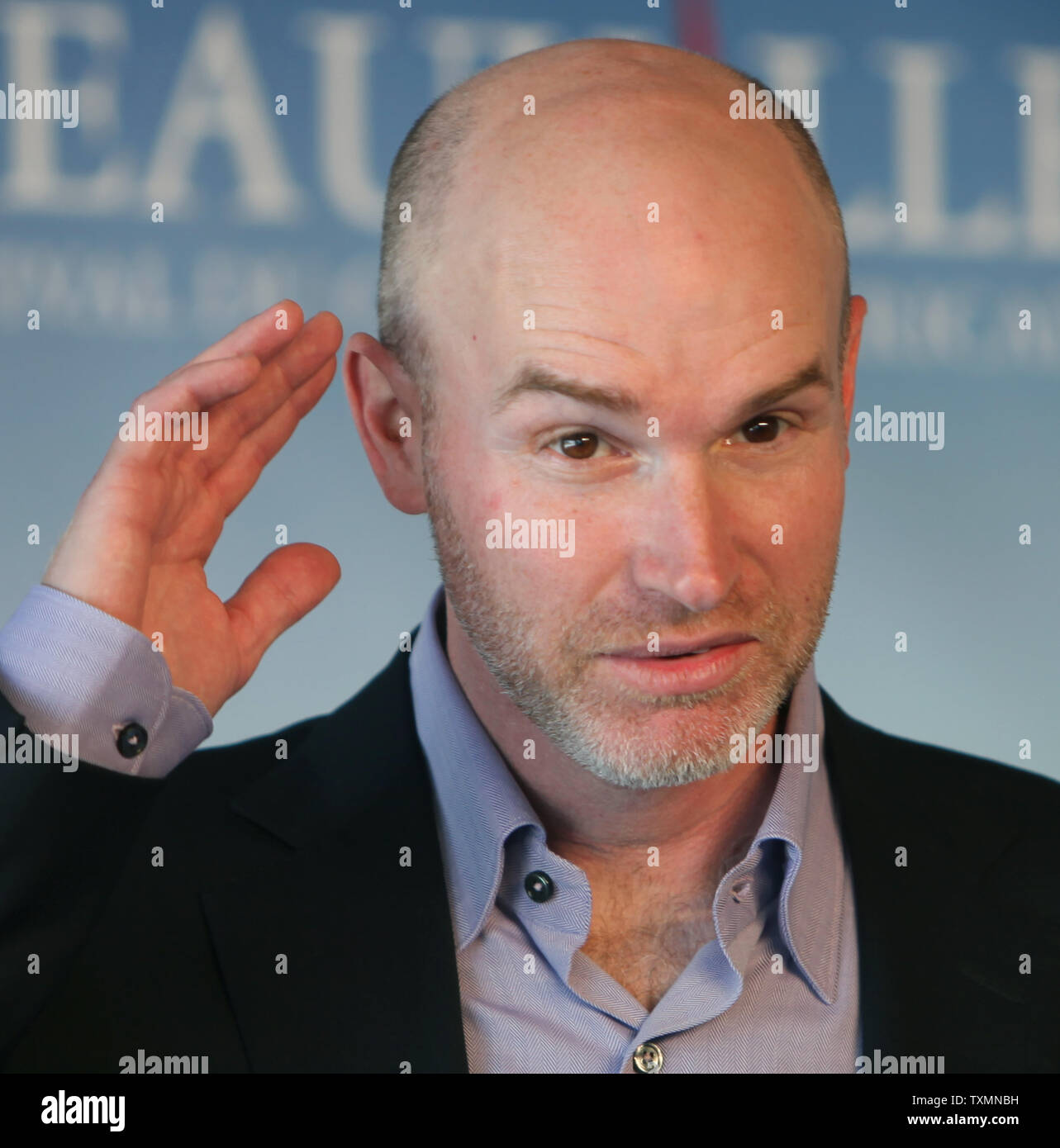 David Hollander High Resolution Stock Photography and Images - Alamy