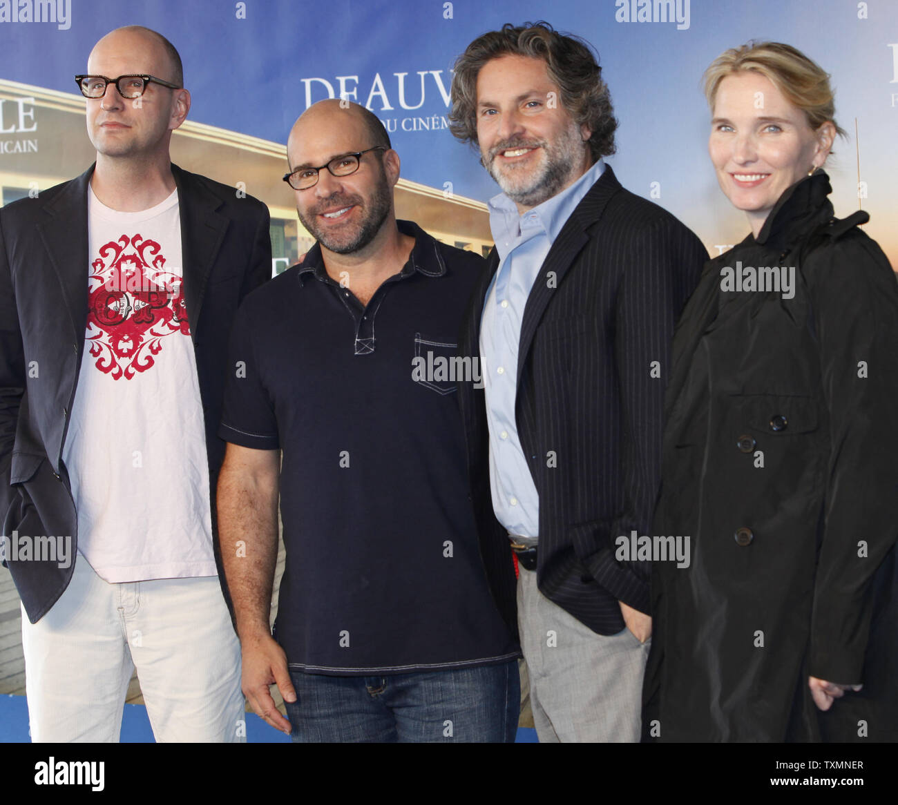 (From L to R) Director Steven Soderbergh, screenwriter Scott Z. Burns ...