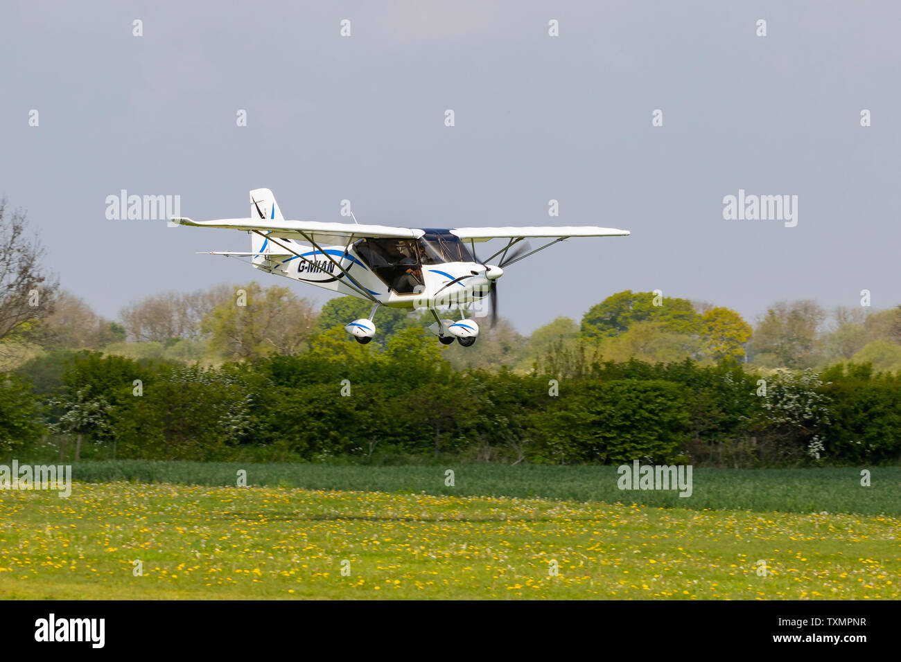 Skyranger nynja microlight aircraft hi-res stock photography and images ...