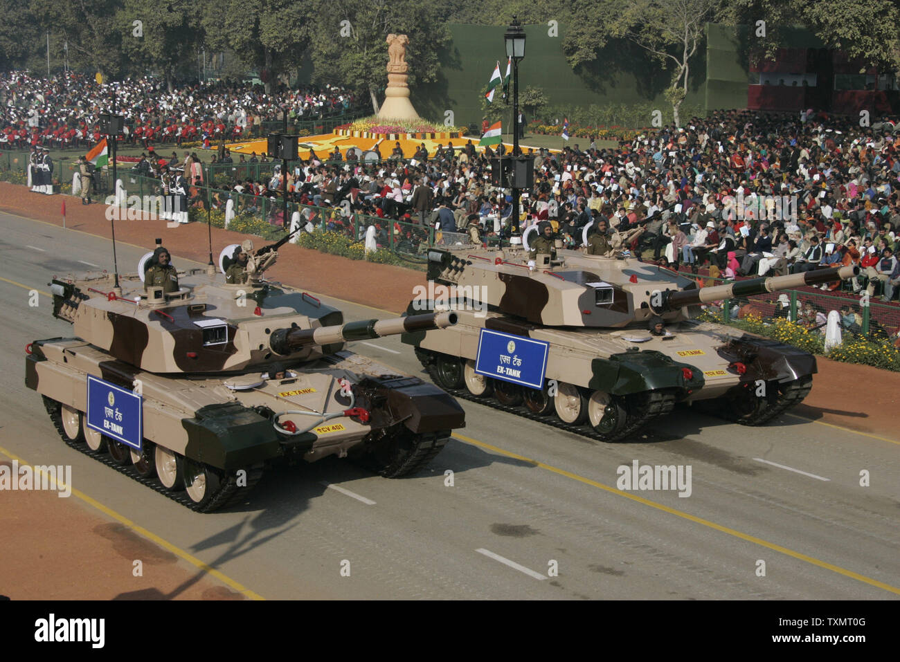 India army tanks hi-res stock photography and images - Alamy