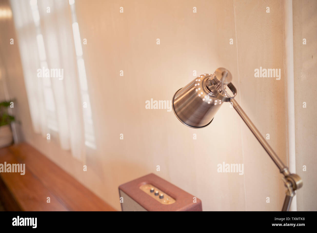 Lamp back on table hi-res stock photography and images - Alamy