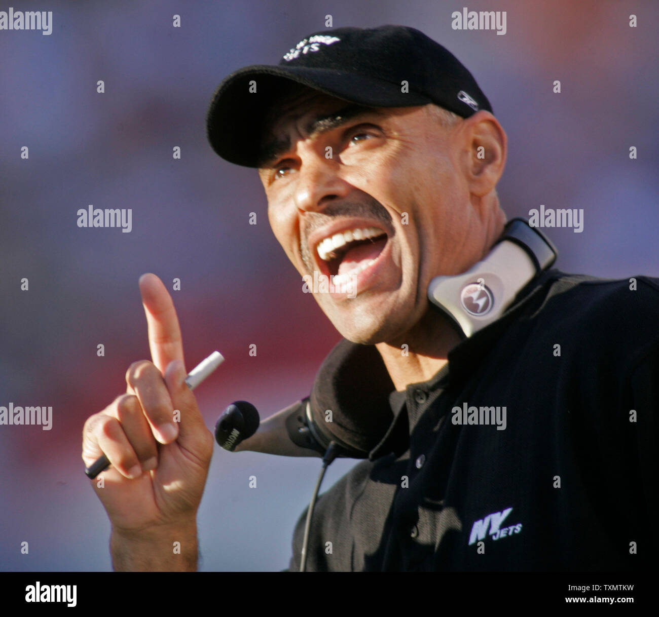 Herm edwards hi-res stock photography and images - Alamy
