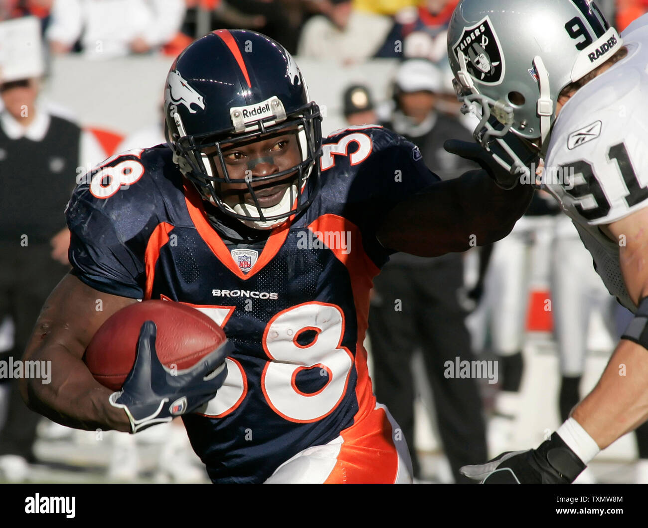 Pictured running hi-res stock photography and images - Alamy