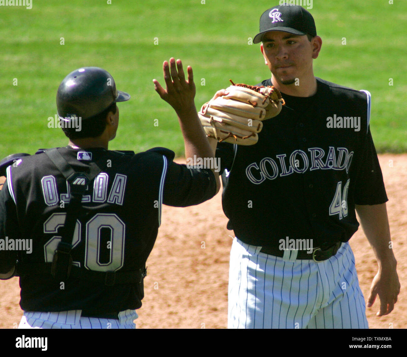 Season 5 finale hi-res stock photography and images - Alamy