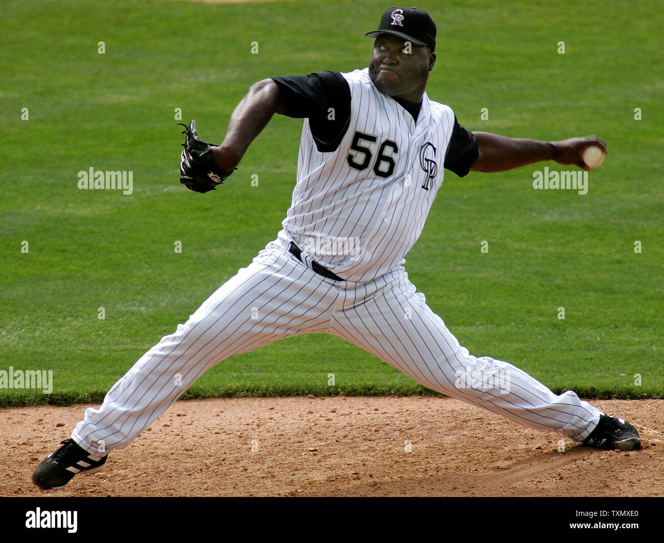 Balls and strikes hi-res stock photography and images - Alamy