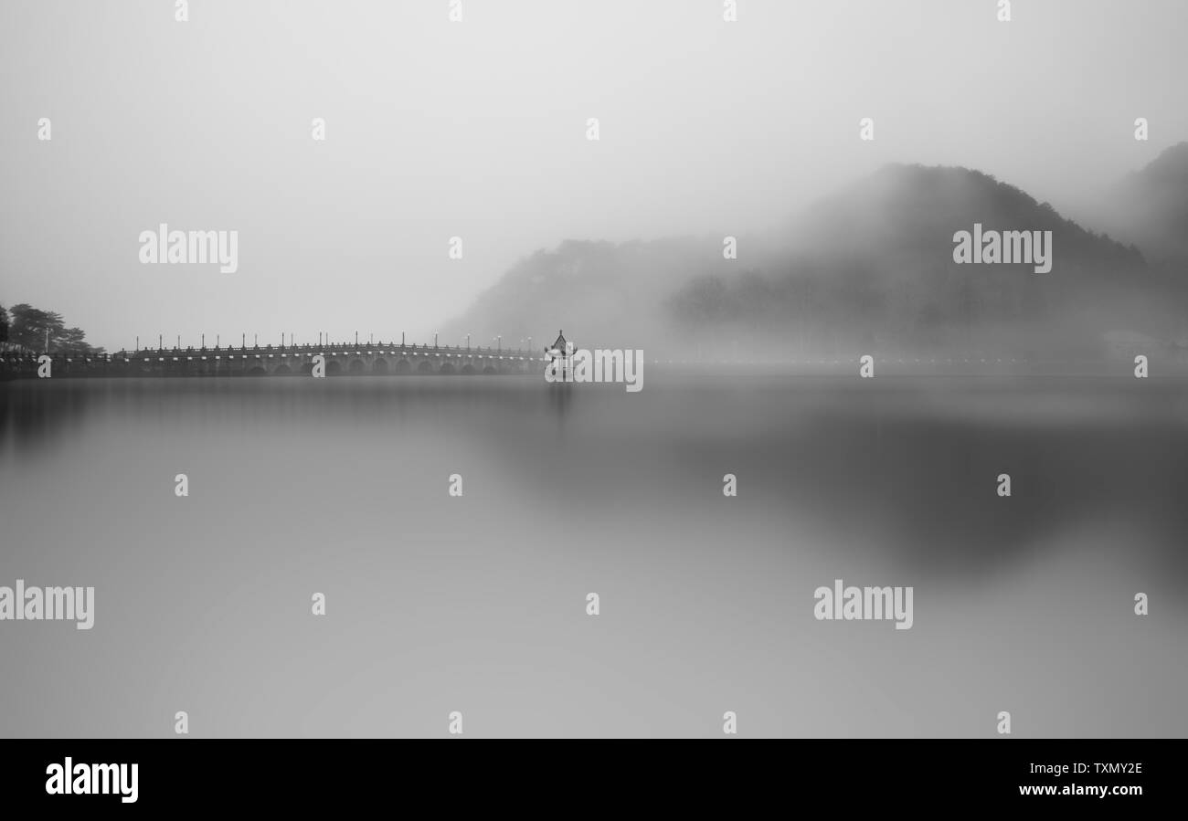 Lulin hi-res stock photography and images - Alamy