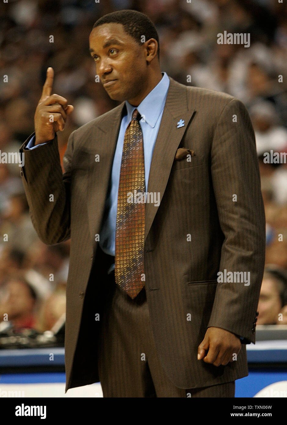 Coach isiah thomas hi-res stock photography and images - Alamy