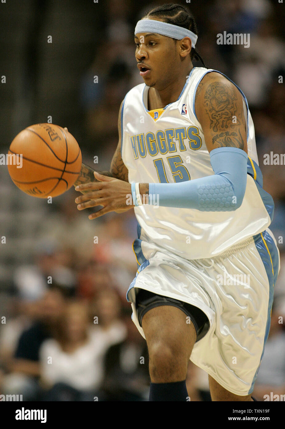 Denver Nuggets forward Carmelo Anthony moves downcourt on a fast break ...