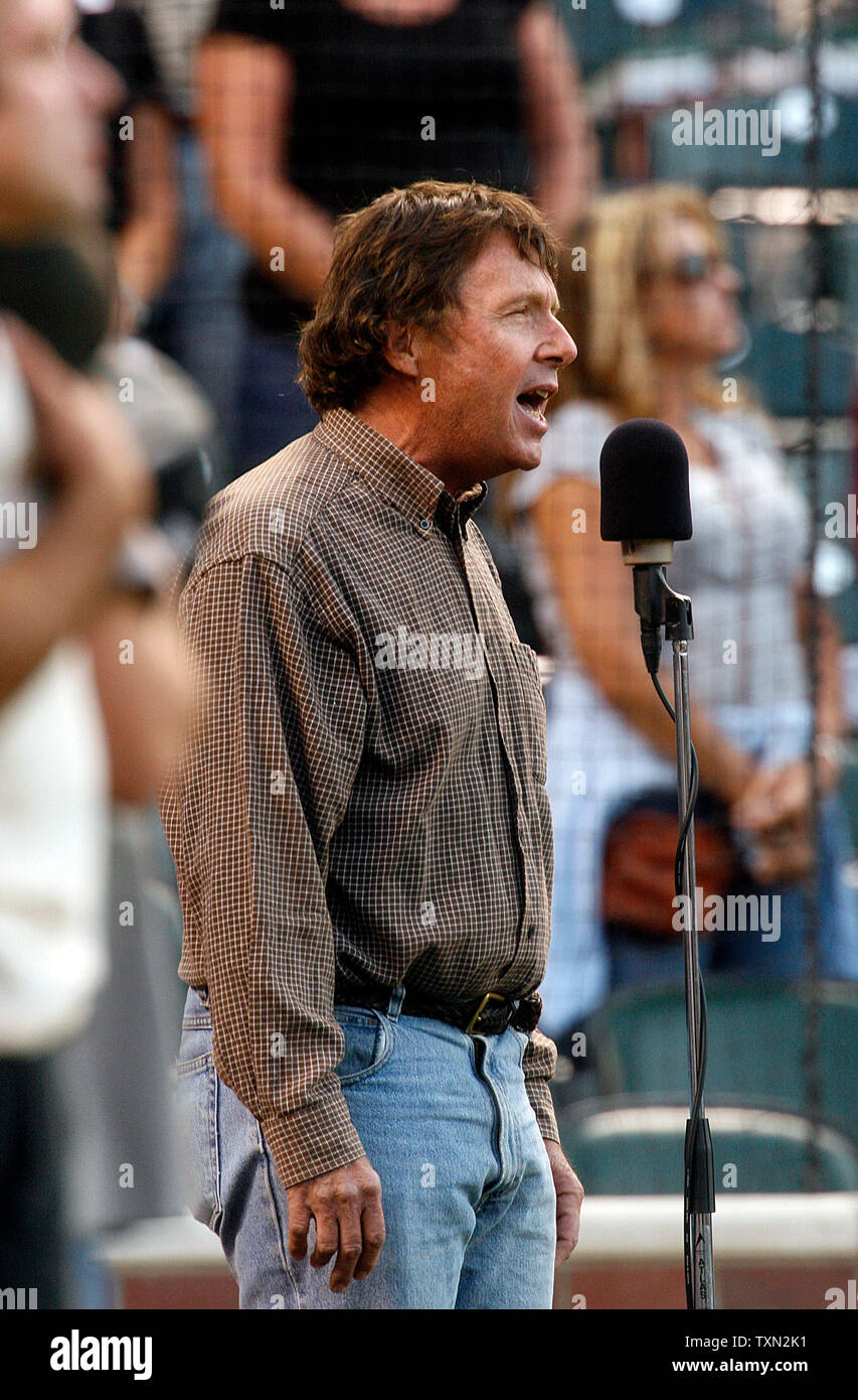 Nitty gritty dirt band hi-res stock photography and images - Alamy