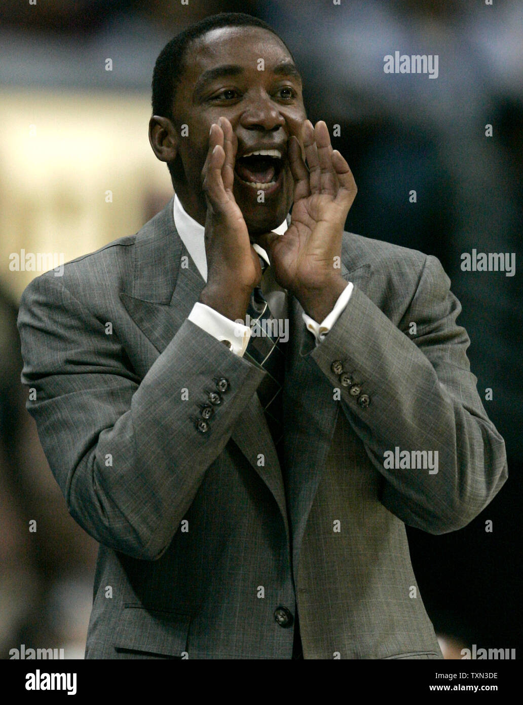 Coach isiah thomas hi-res stock photography and images - Alamy
