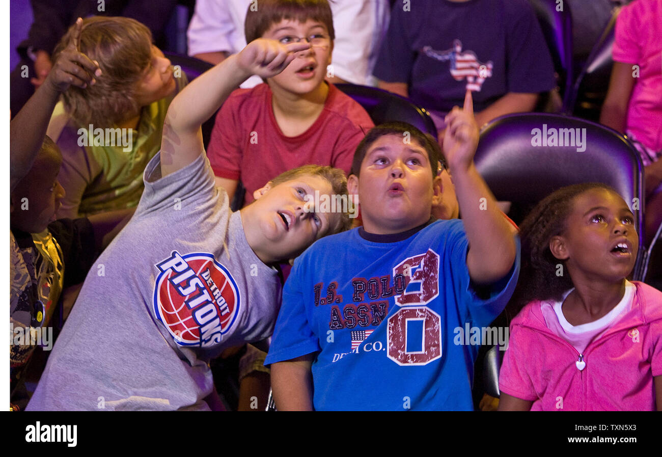 Denver area school children look at the massive Democratic convention ...
