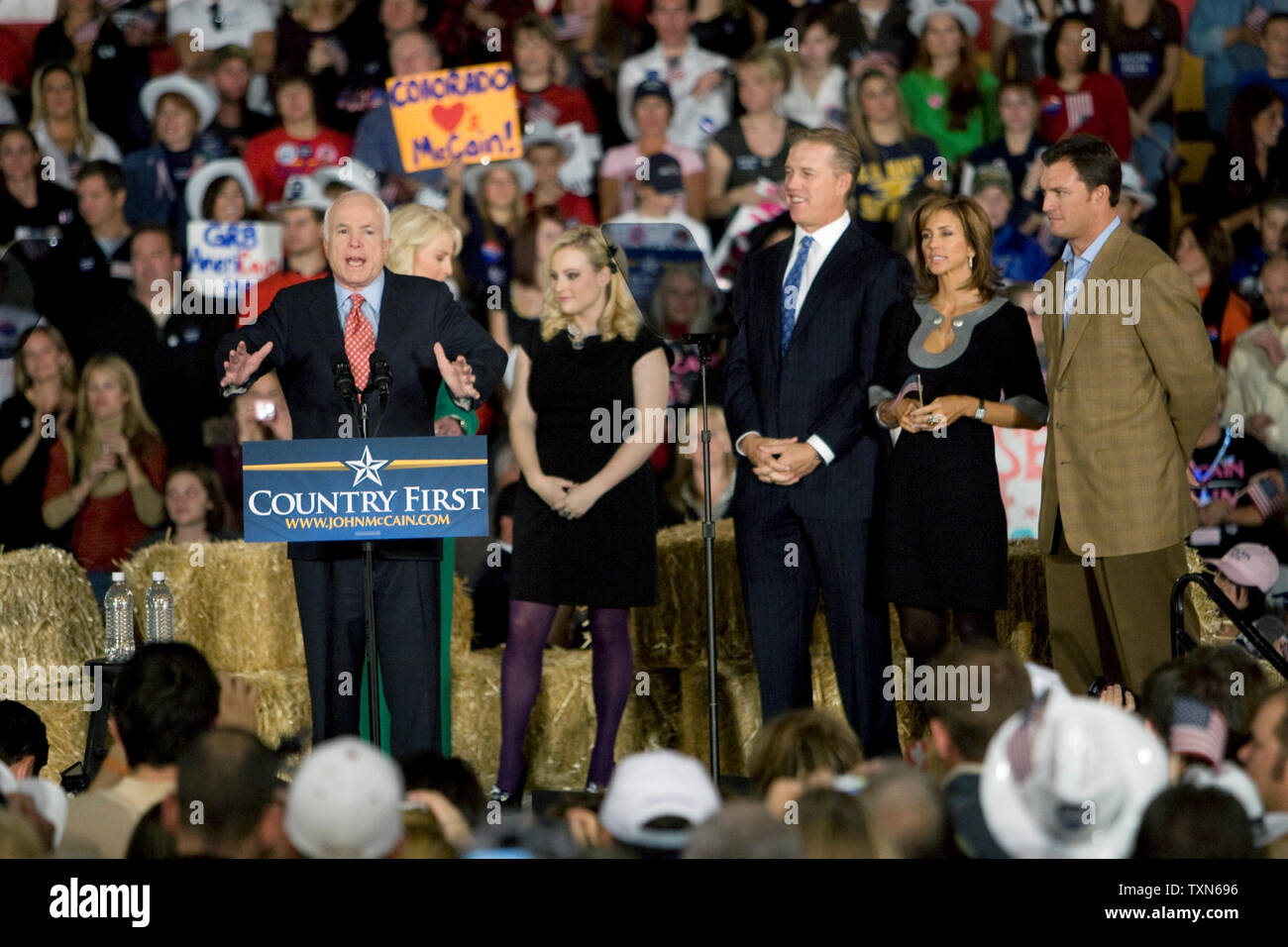 John lynch john elway hi-res stock photography and images - Alamy
