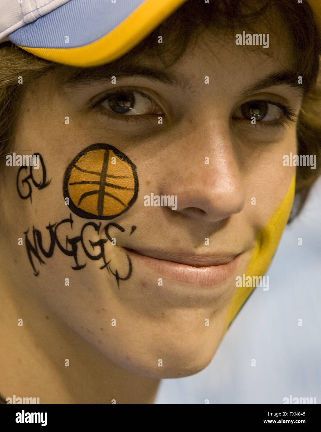 Photo shows parker hi-res stock photography and images - Alamy