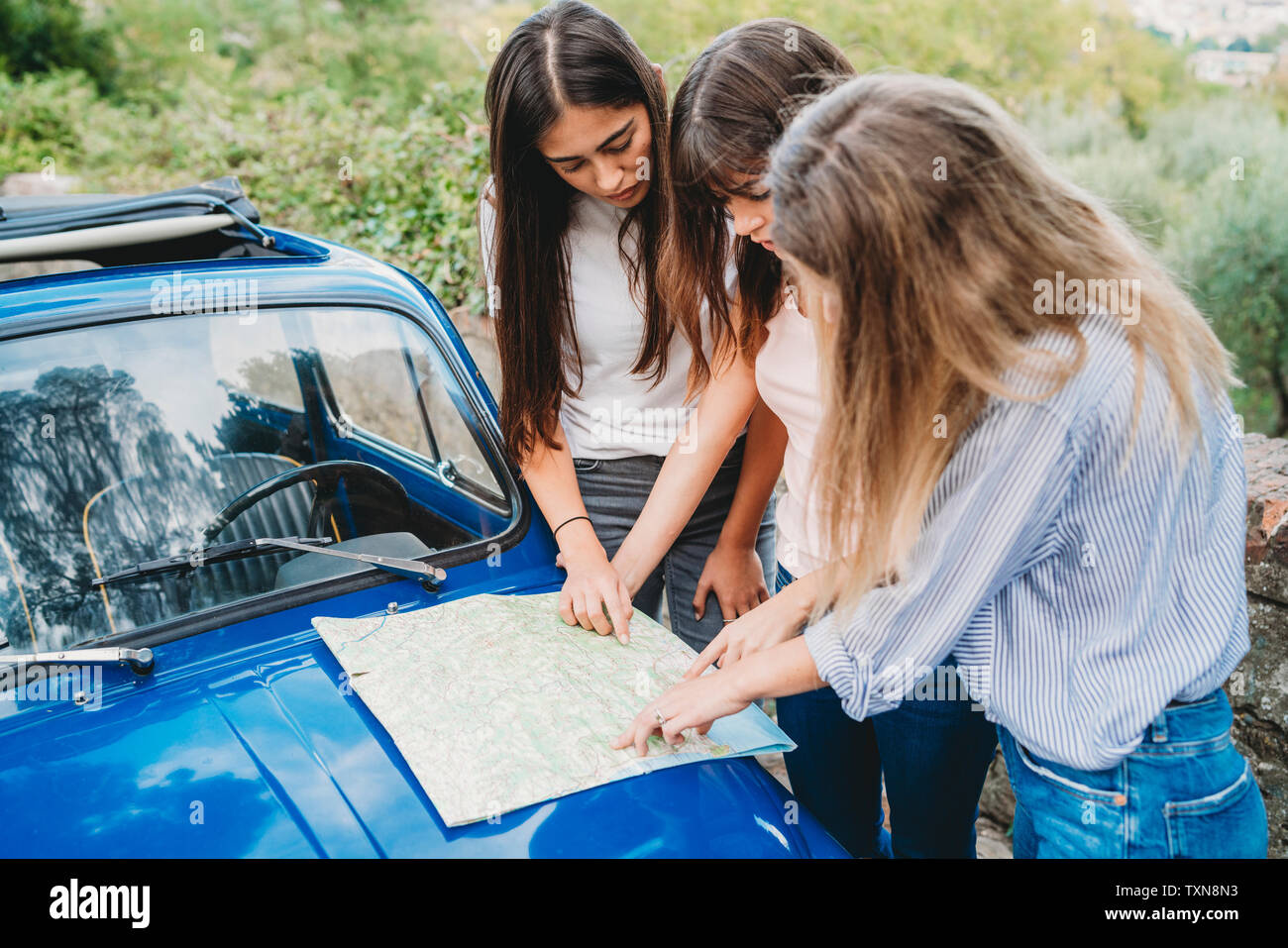 Countryside map hi-res stock photography and images - Alamy