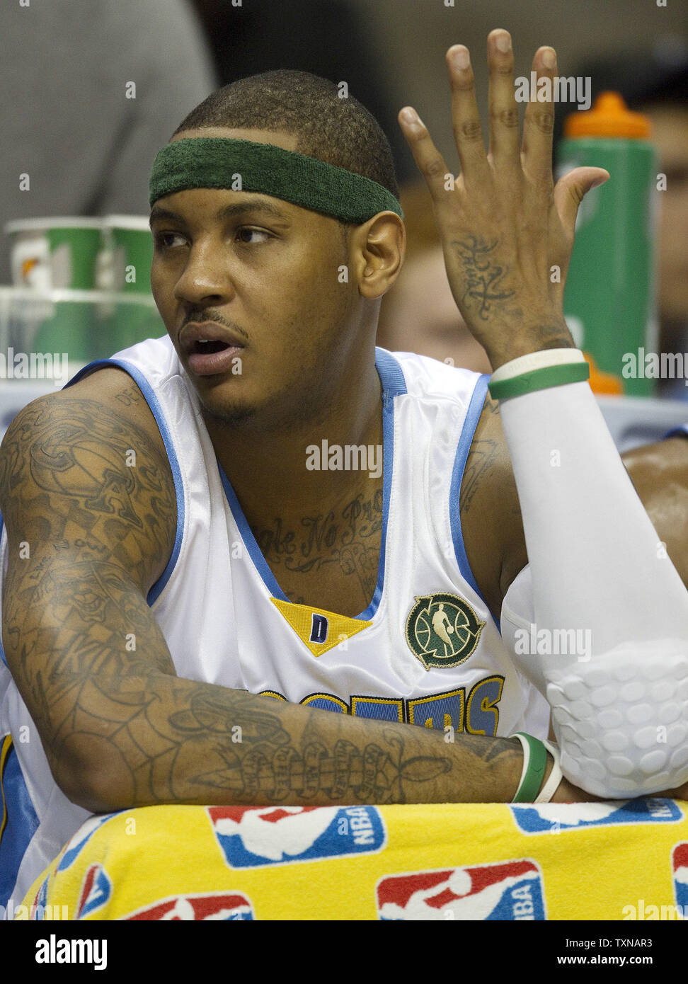 Denver nuggets carmelo anthony during hi-res stock photography and ...