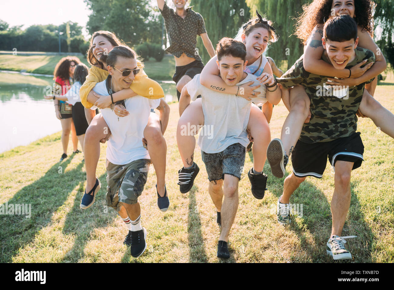 Racing group hi-res stock photography and images - Alamy