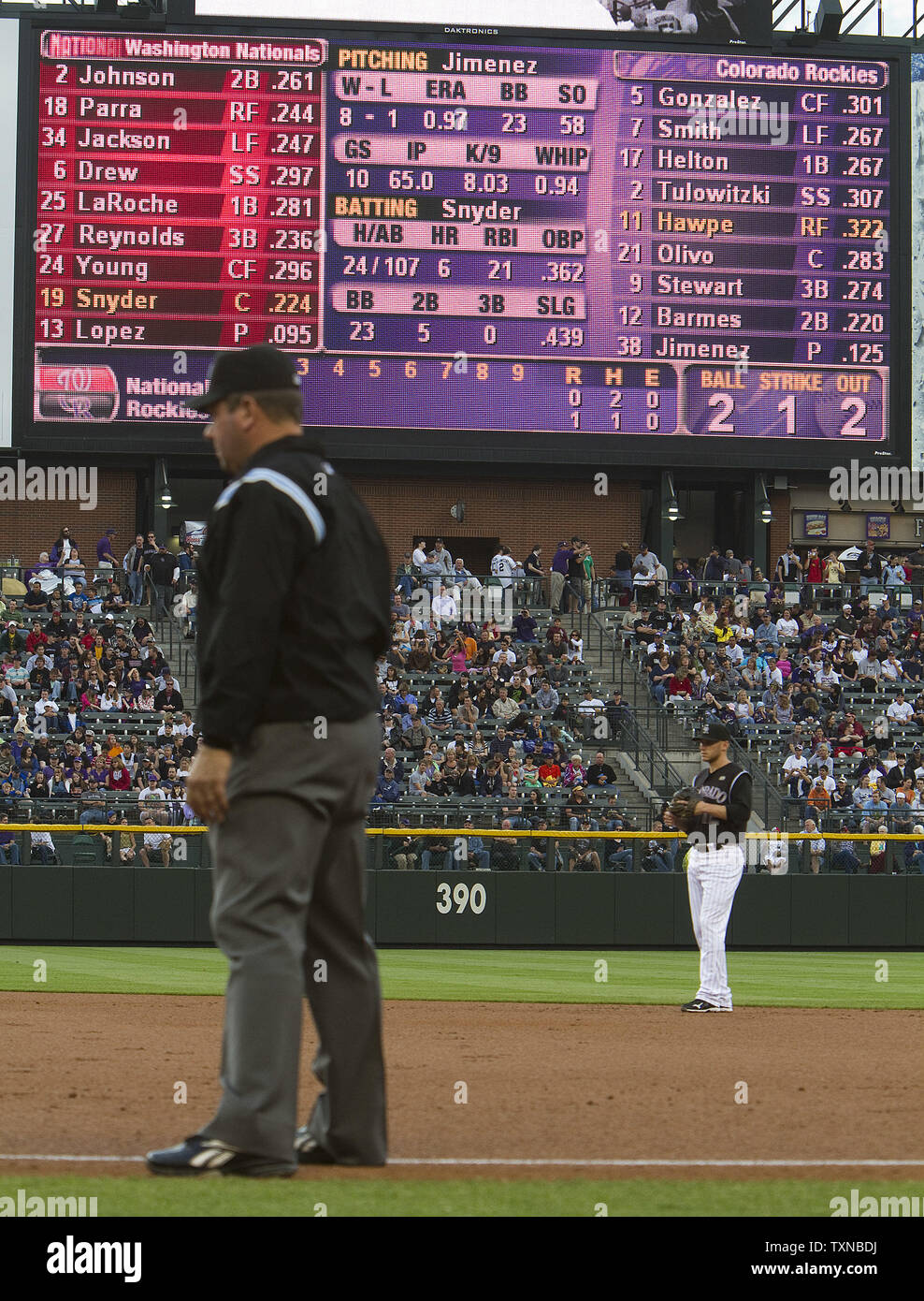 Coors field colorado rockies scoreboard hi-res stock photography and ...