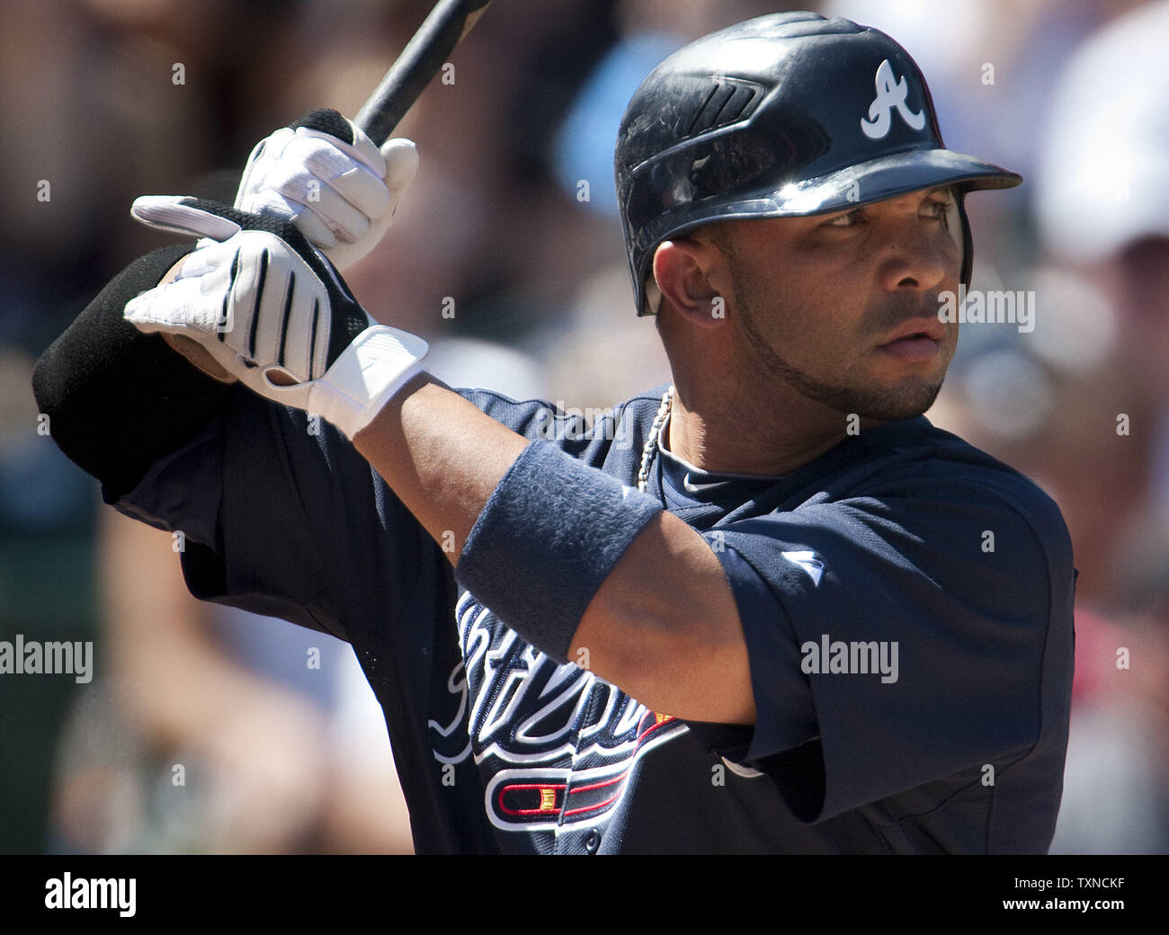 Atlanta Braves shortstop Alex Gonzalez looks for his pitch against the ...