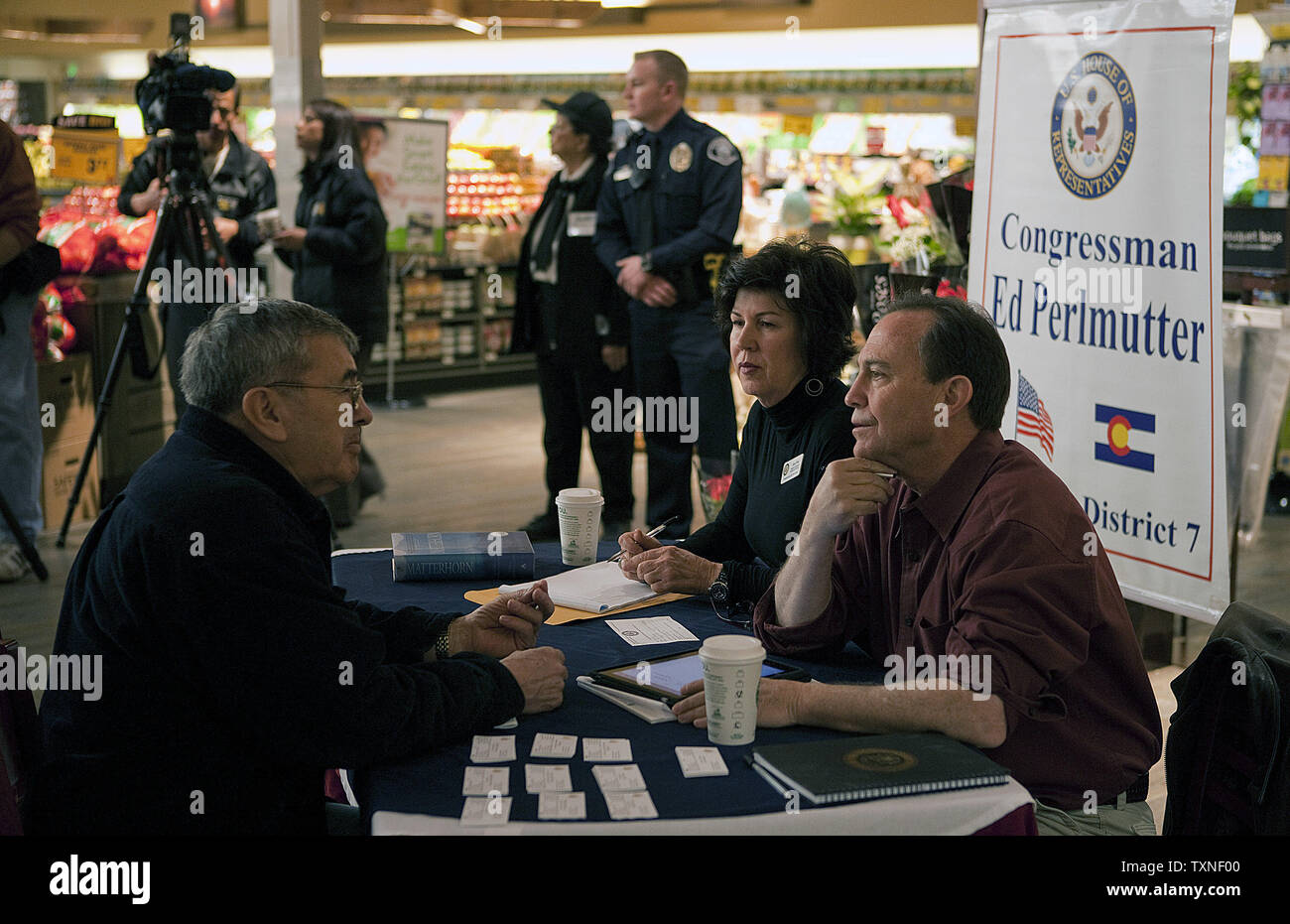 Gary perlmutter hi-res stock photography and images - Alamy