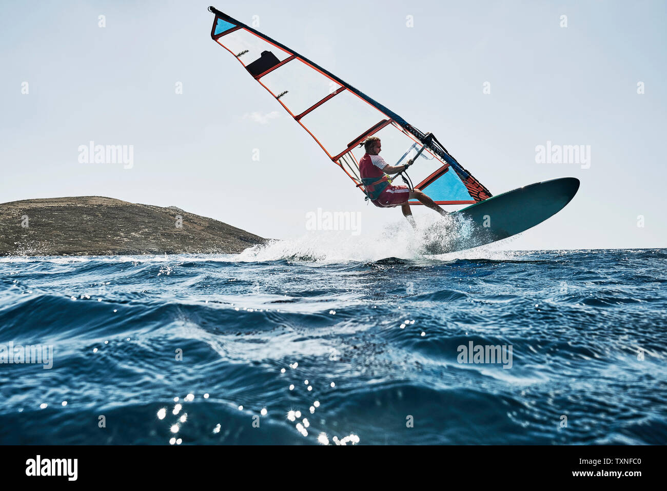 Air waves hi-res stock photography and images - Alamy